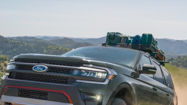 Ford recalls nearly 275,000 Navigator and Expedition SUVs over possible ...