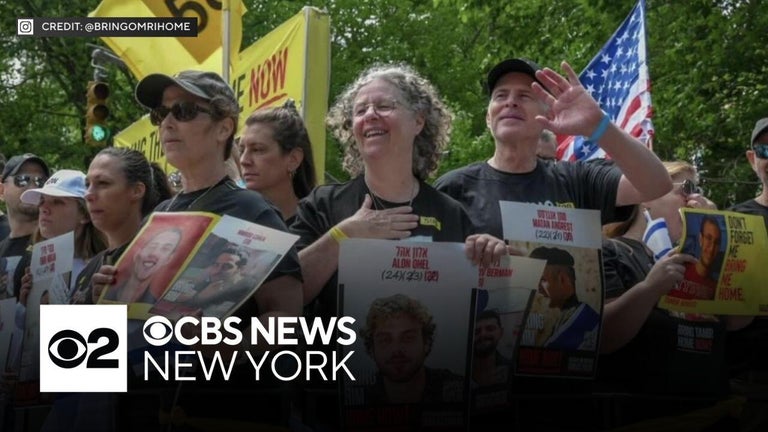 Israel Day Parade 2025 in NYC honors hostages released and still held ...