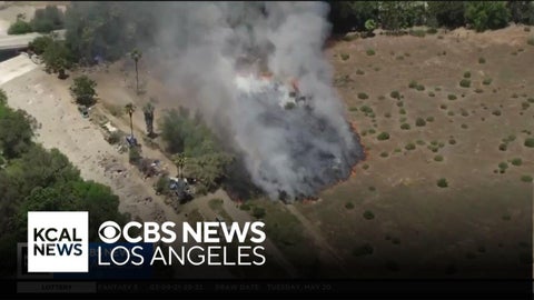 Encampment fire injures 1 in Sepulveda Basin - CBS Los Angeles