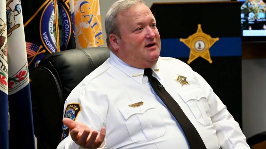Trump says he's pardoning Scott Jenkins, a sheriff convicted of taking ...