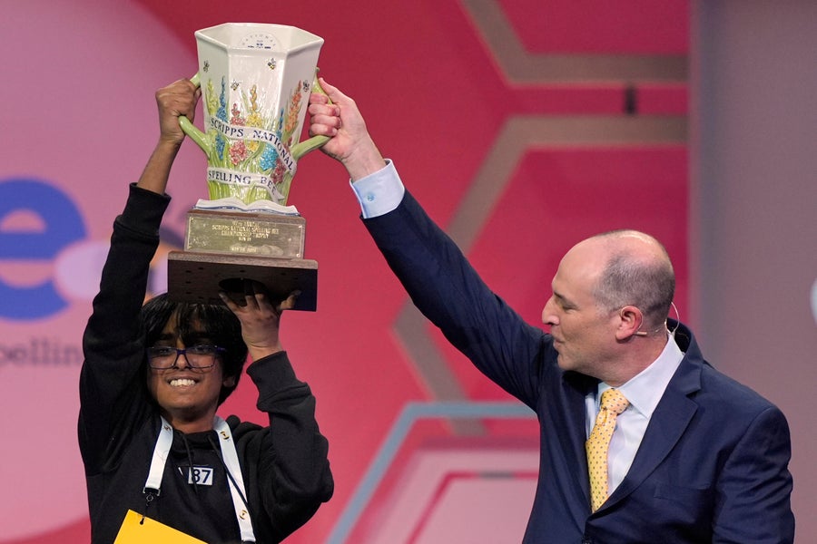Faizan Zaki wins 2025 Scripps National Spelling Bee - CBS News