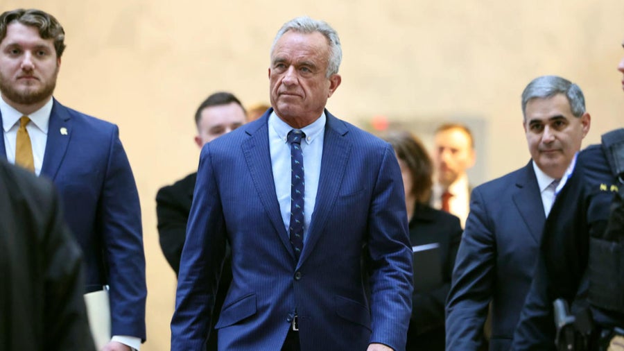 CDC purges career officials from oversight of vaccine committee - CBS News