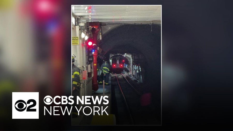 LIRR service resumes after Grand Central fire - CBS New York