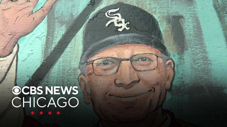 Chicago artist adds Pope Leo XIV to White Sox mural outside Rate Field - CBS Chicago