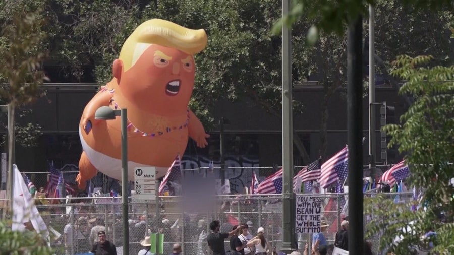 The Trump Organization is debuting a Trump Mobile cellular phone ...