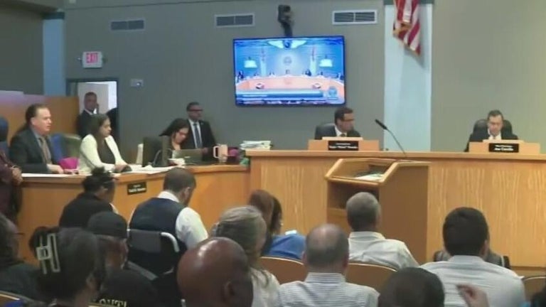 Miami approves ICE deal to let local police enforce immigration laws ...