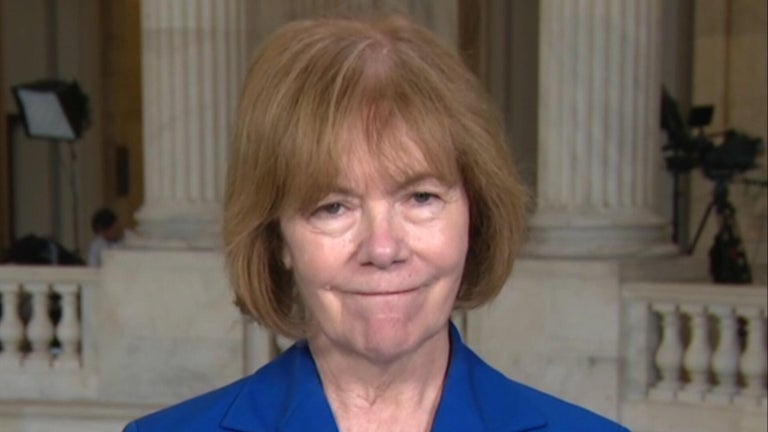 Sen. Tina Smith confronts Sen. Mike Lee over "cruel" post on Minnesota ...