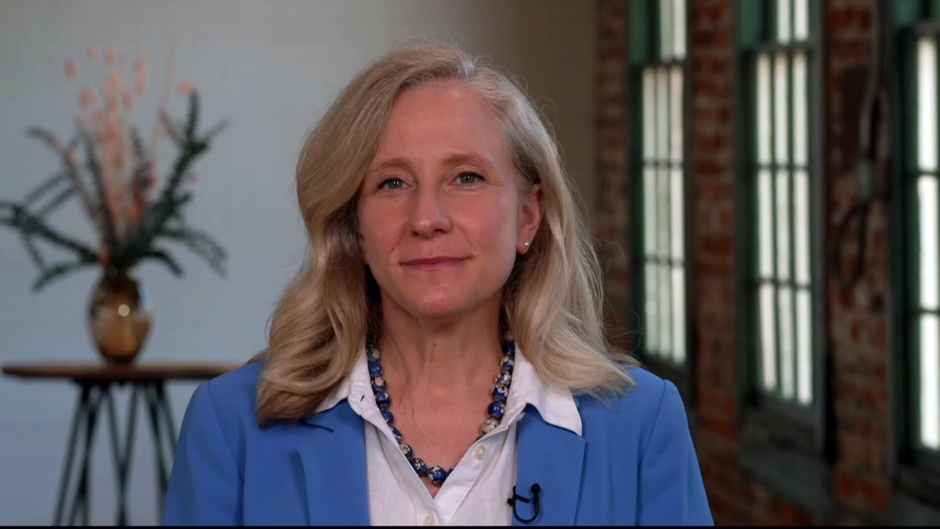 In governor's race, Spanberger makes economic pitch to Virginia's Latino voters in radio ad ...