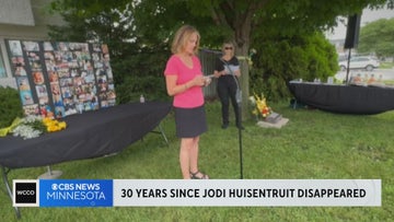30 years ago, Iowa TV news anchor Jodi Huisentruit disappeared - CBS ...