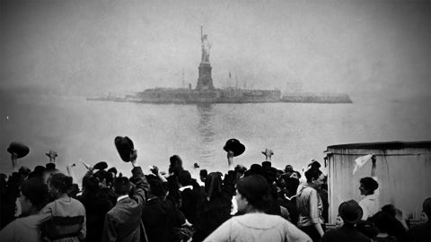 How Lady Liberty became a beacon for immigrants - CBS News