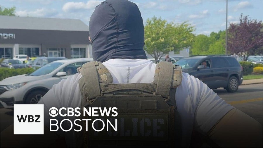 ICE agents wouldn't be allowed to wear masks in Massachusetts in ...
