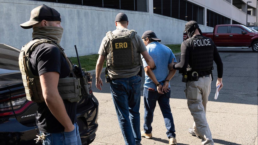 Apps that track ICE agent locations help alleviate migrant workers ...