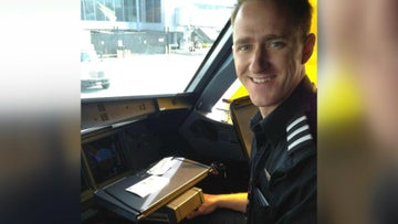 Joseph Emerson, ex-Alaska Airlines pilot who tried to cut flight's ...