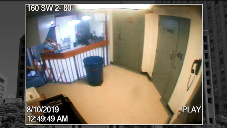 There was no "missing minute" in the original Epstein jail video ...