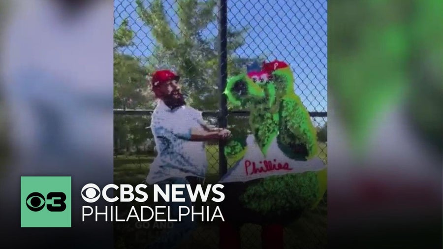 Philadelphia crochet artist goes viral for her yarn-bombing across the ...