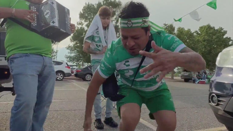 Colorado Rapids, Santos Laguna fans bring the party at the Leagues Cup ...