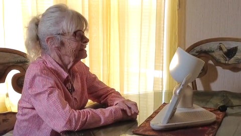 Older Americans turning to AI-powered chatbots for companionship - CBS News