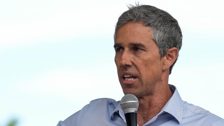 Judge bars Beto O'Rourke's PAC from funding Texas Democrats in redistricting standoff - CBS Texas