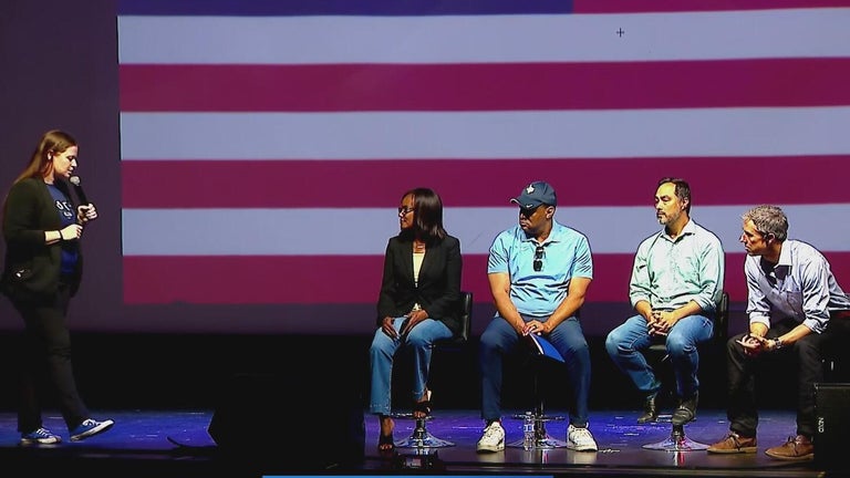 Beto O'Rourke's redistricting rally draws crowd in Fort Worth as Texas ...