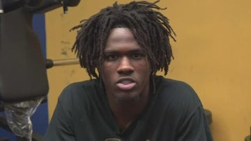 Meet Calvin Russell, Miami Northwestern wide receiver and 2025 Nat ...
