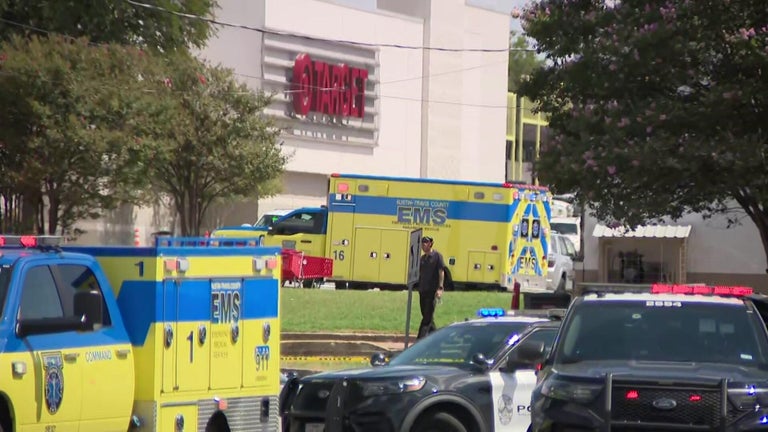3 people dead, suspect in custody after shooting outside Target in ...