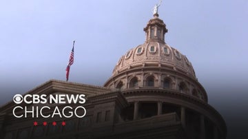 Illinois Senator Dick Durbin joins Texas Democrats to warn redistricting fight is a threat to ...