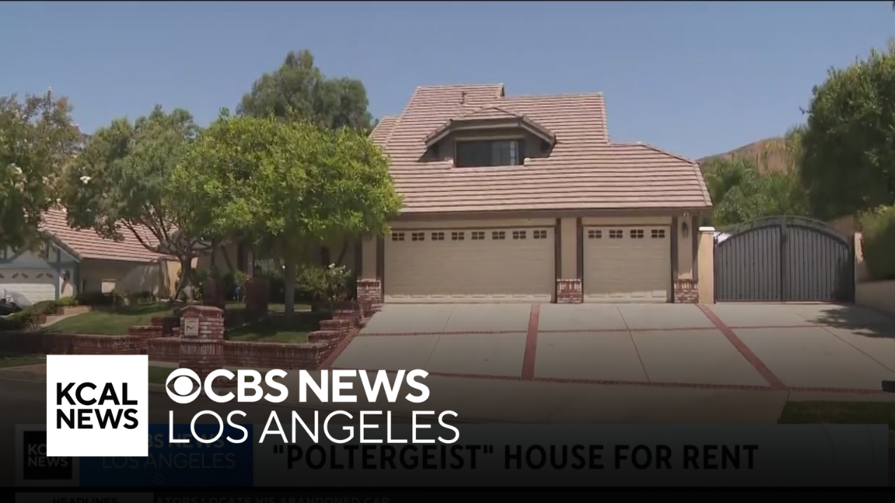 Iconic "Poltergeist" house available for rent in Southern California ...