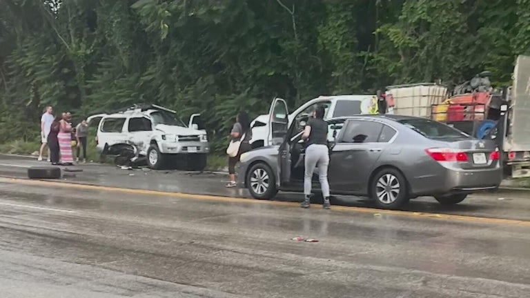 3 people killed, including two children, in Dallas crash, police say ...