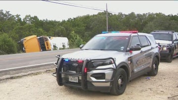 Leander ISD bus rolls over on 1st day of school, injuring multiple ...
