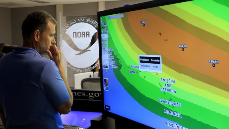 How Hurricane Erin exploded in strength and became a major Atlantic ...