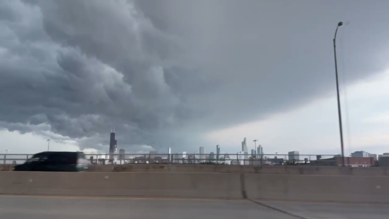 Afternoon, night storms cause damage, flooding, outages in Chicago area ...