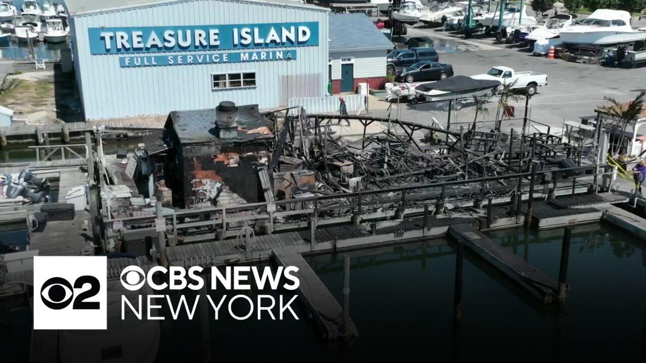 Beloved Seaford, N.Y., restaurant Crabby Amy's destroyed in Long Island ...