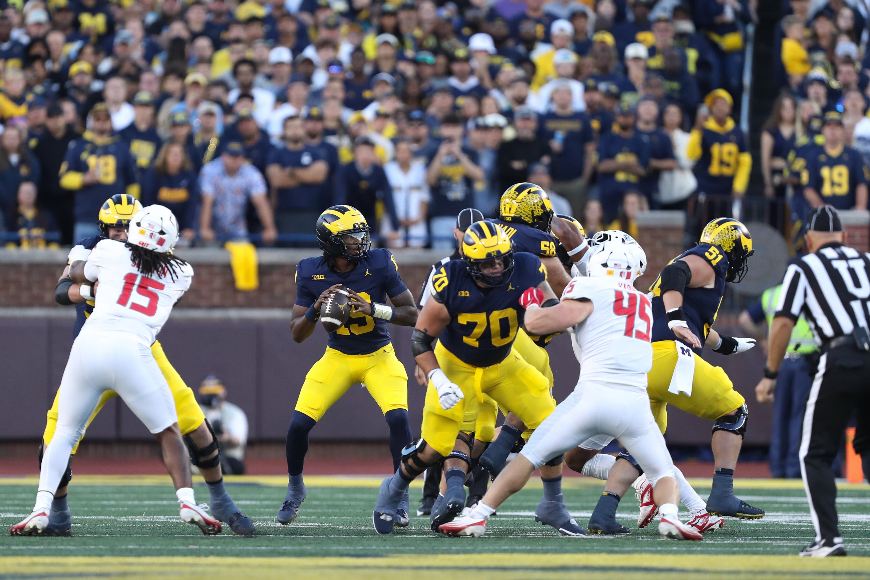 Bryce Underwood, Justice Haynes lead No. 14 Michigan in 34-17 win over New Mexico - CBS Detroit