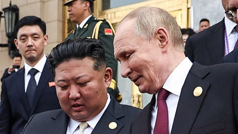 North Korea's Kim Jong Un debuts daughter – and potential successor ...