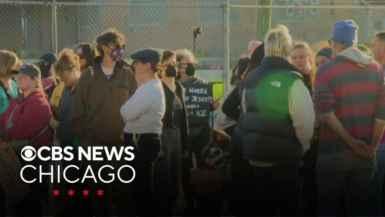 Protesters gather outside ICE facility in Broadview, Illinois - CBS Chicago