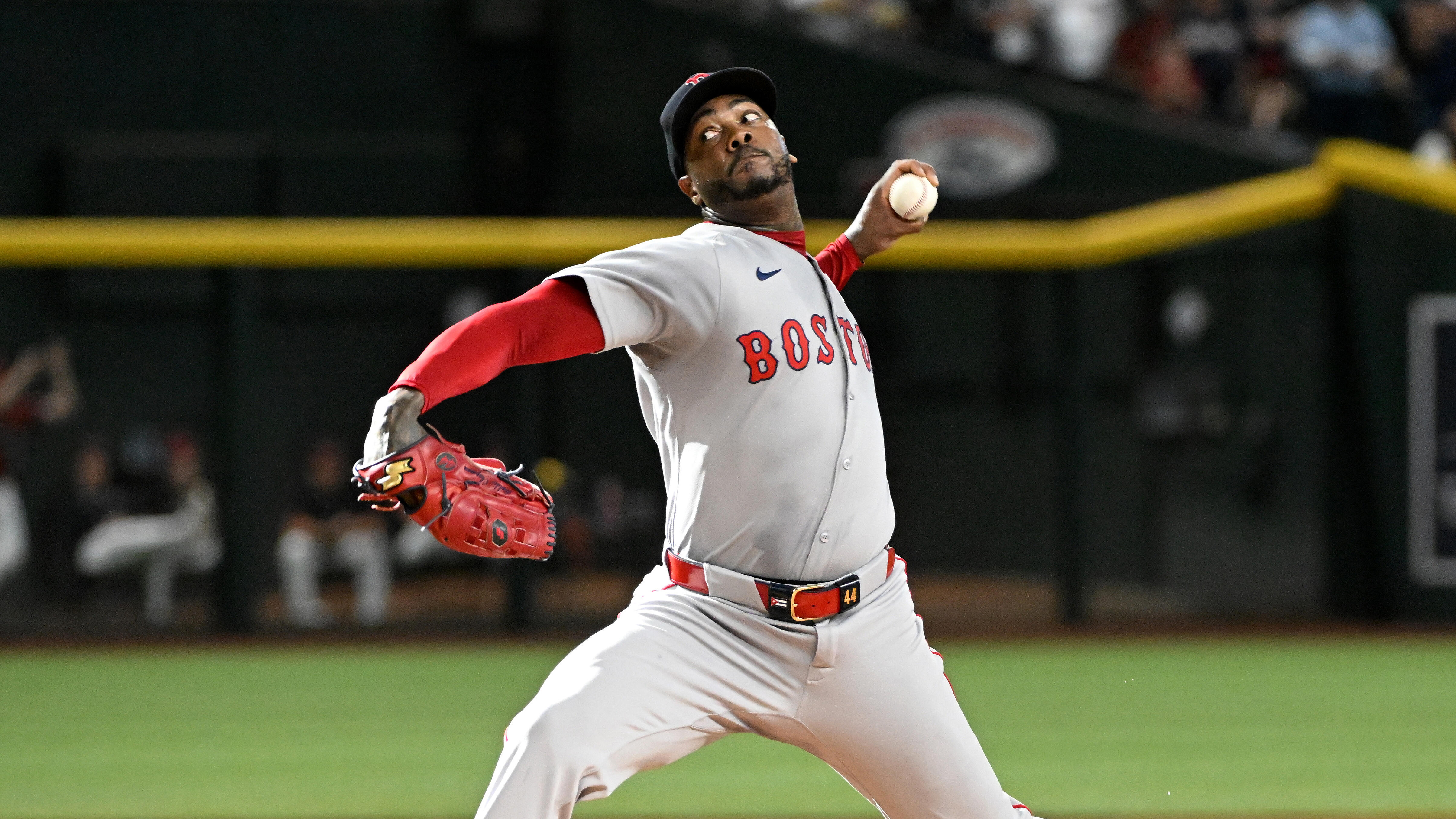 Aroldis Chapman records 4-strikeout ninth for Red Sox as his hitless ...