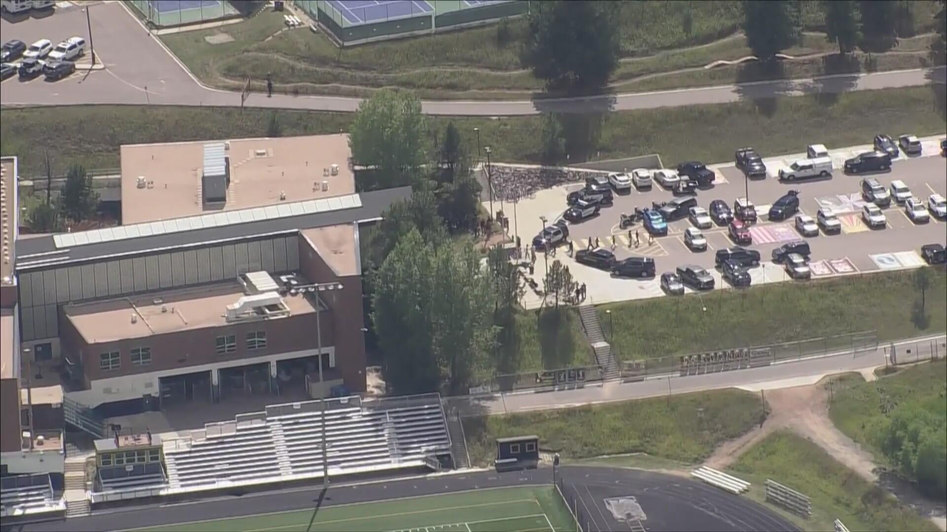 2 students wounded in shooting at Evergreen High School in Colorado ...