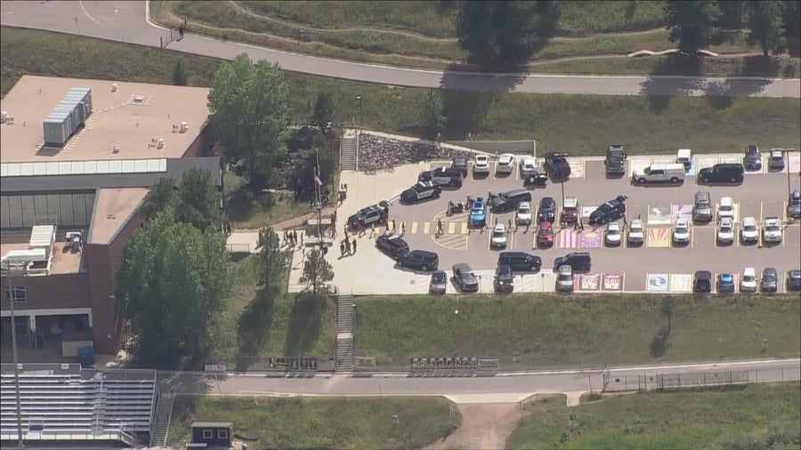 Parent and student reunification after Evergreen High School shooting ...