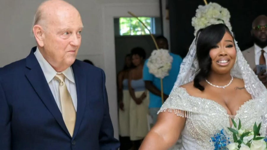 Why a Cincinnati bride's landlord walked her down the aisle: "Like a ...