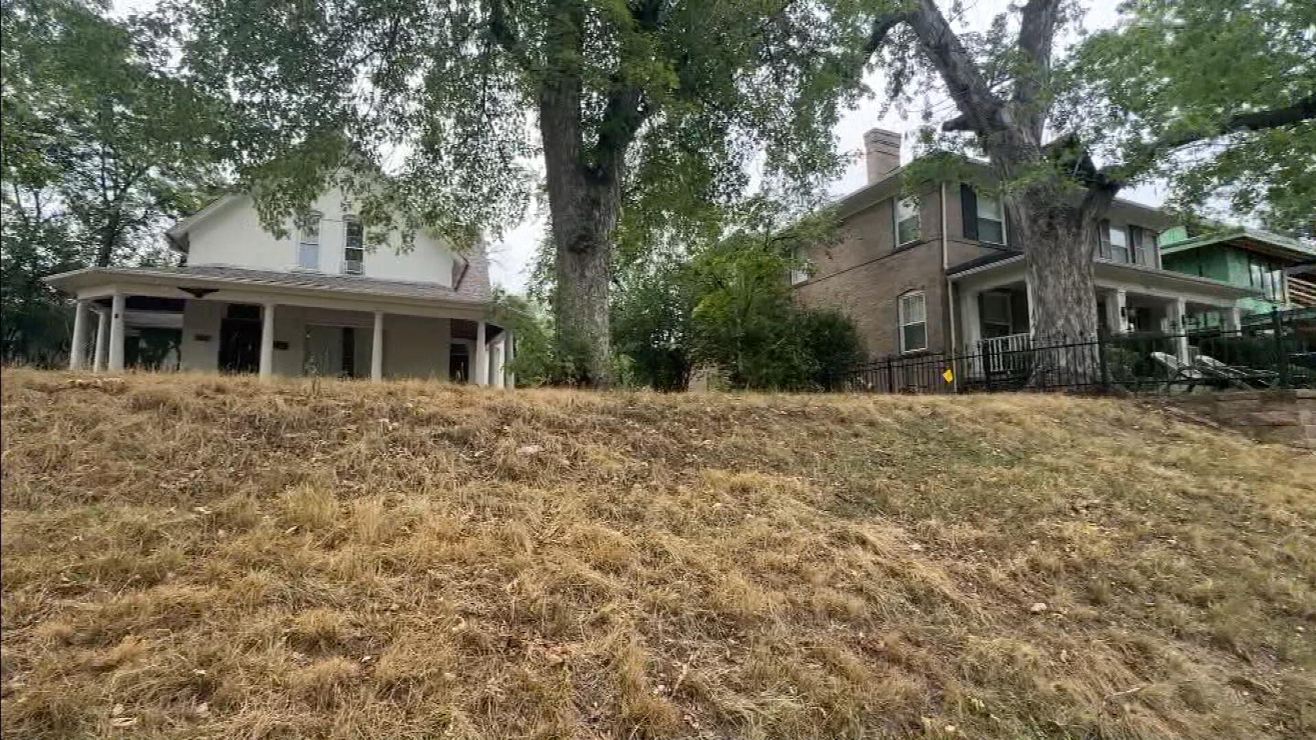 Chinese lantern festival lighting up Denver park - CBS Colorado