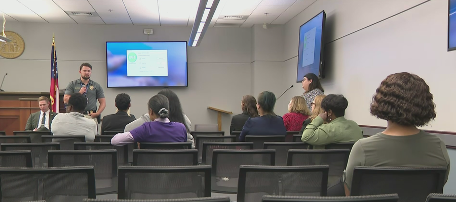 Cobb County program teaches families how investigators handle homicide ...