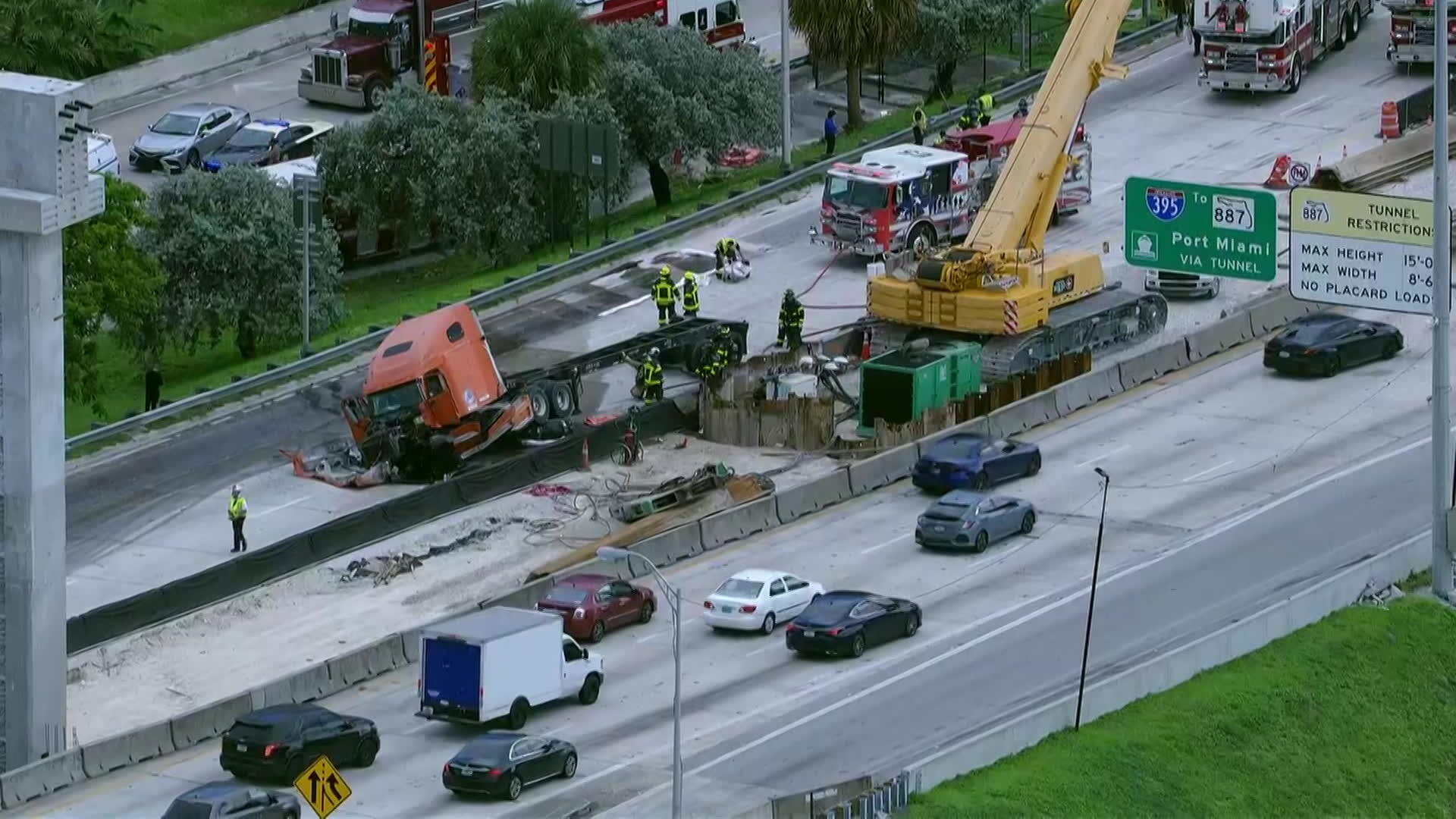Tanker truck crash on Dolphin Expressway snarls traffic near Downtown ...