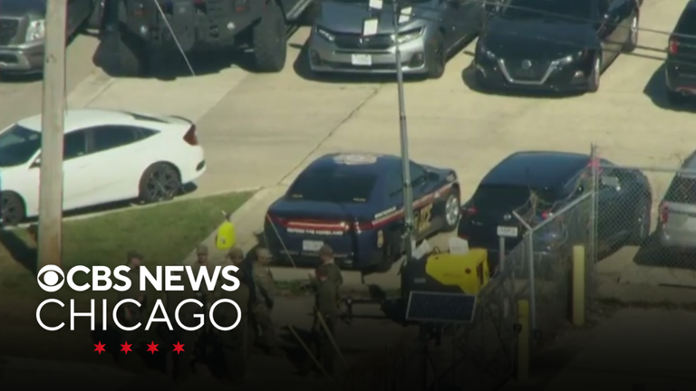 National Guard troops arrive at Broadview, Illinois ICE facility - CBS ...