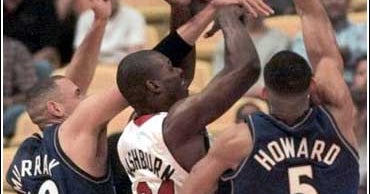 Heat Burn Wizards In 4th - CBS News