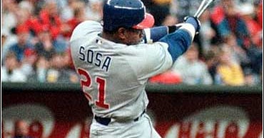 Sosa, Cubs Smack Reds - CBS News