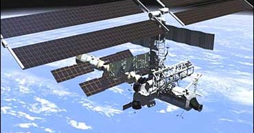 Russia Test-Launches Mini-Shuttle - CBS News