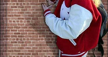 Handling Bullies - CBS News