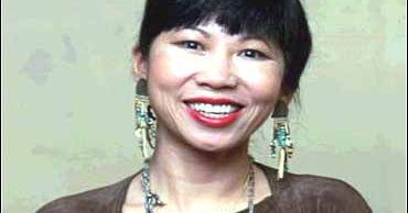 Amy Tan: Her Mother's Daughter - CBS News