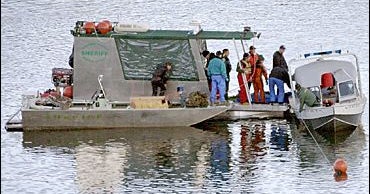 Four Bodies In Lake Likely Mob Hits - CBS News