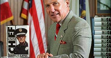 Daryl Gates, LAPD Chief During 1992 Riots, Dies - CBS News